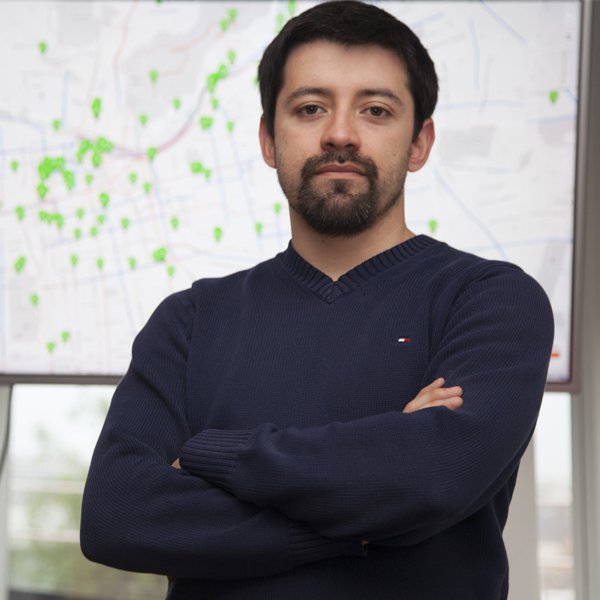Iván Páez | Innovators Under 35